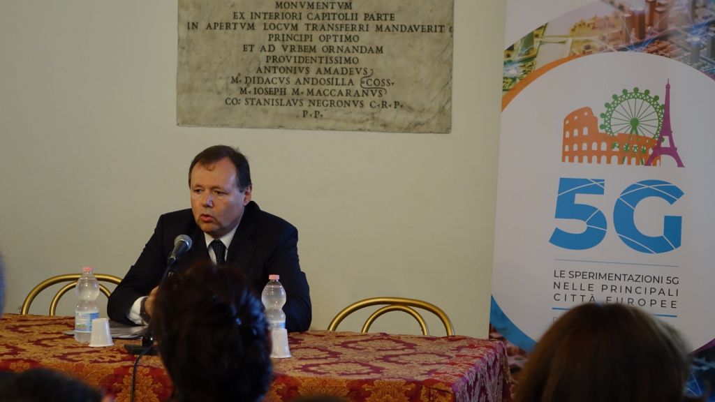 5G nella UE, Roberto Viola (DG Connect) 'Più servizi per i cittadini e ...