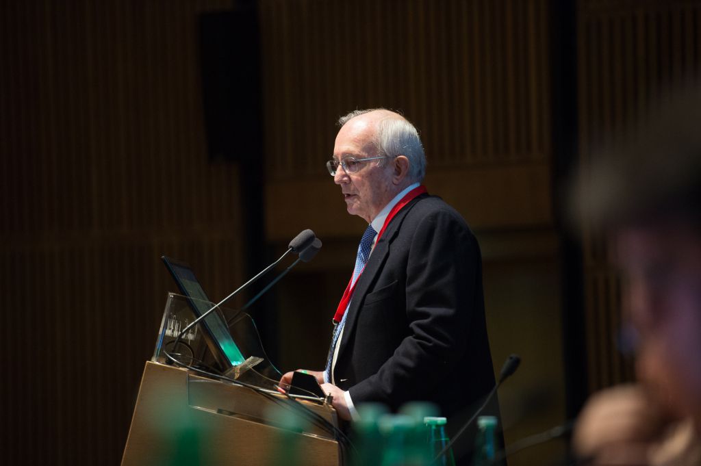 5GItaly. Panel Policy e 5G, l'intervento di Marco Ajmone Marsan (CNIT ...