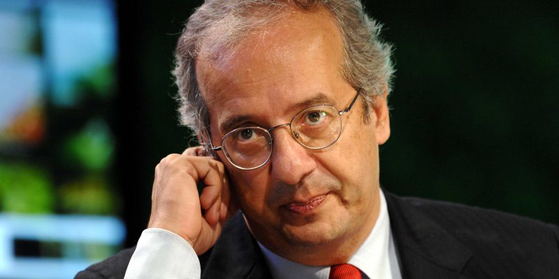 Walter Veltroni torna in politica, ma con una commedia all’italiana ‘C ...