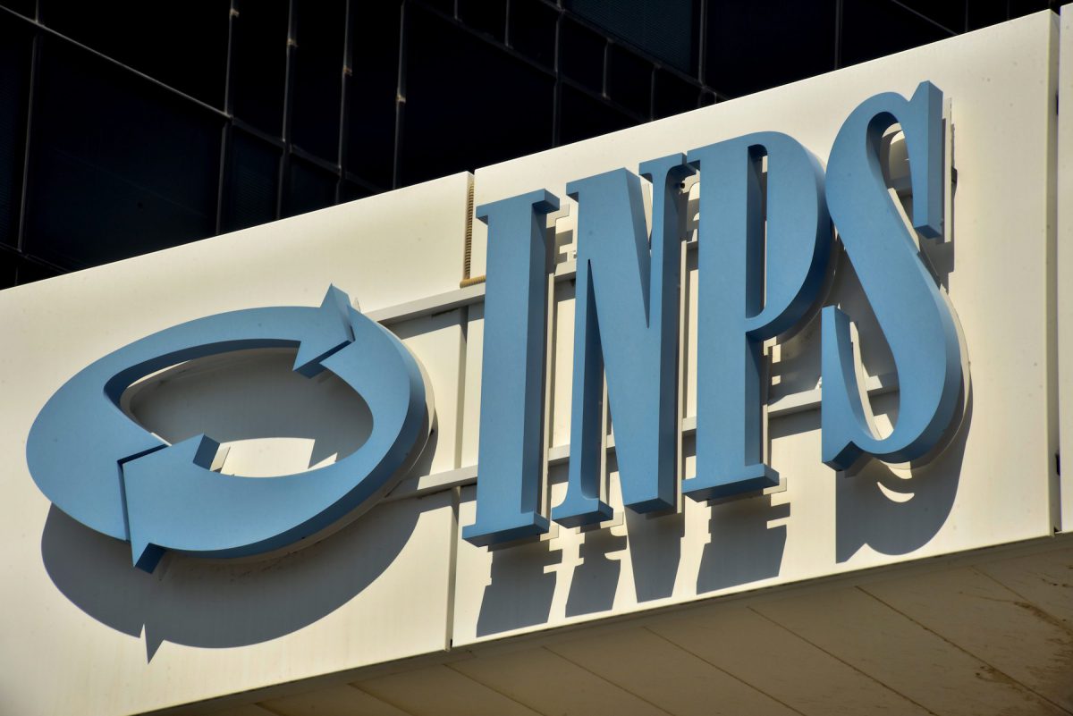 Inps non digitale. La mano sinistra della Pa non sa cosa fa la mano destra