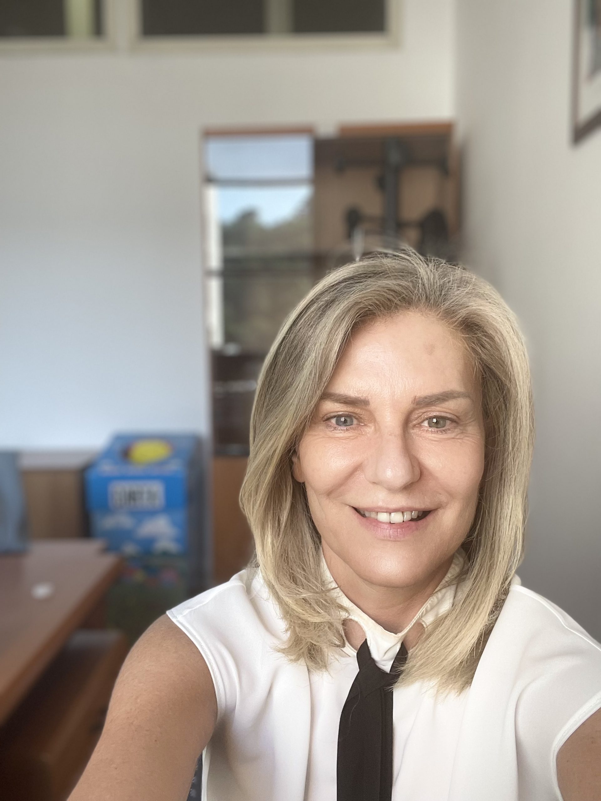 "In Famiglia", il libro di Elena Basile - Key4biz