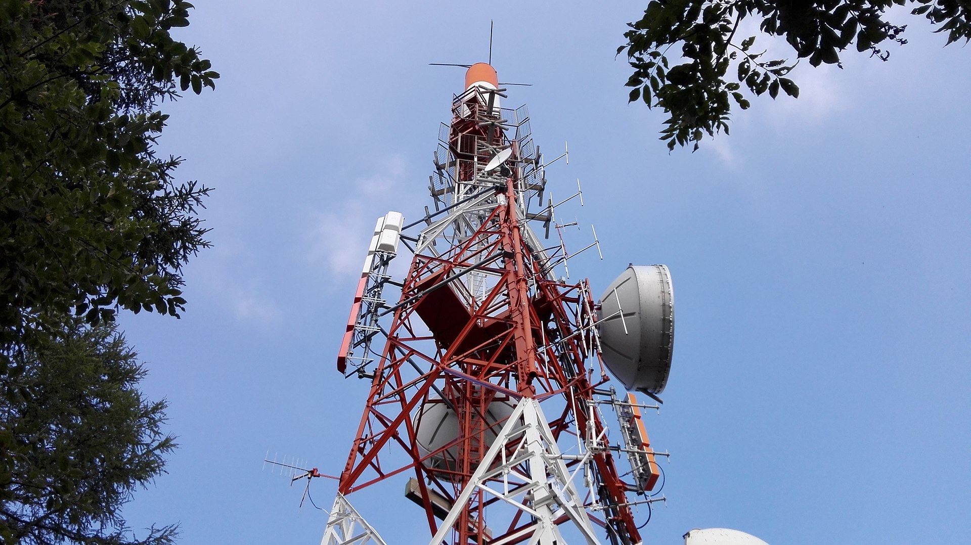 Raiway-EI Towers, l’ipotesi di fusione sul tavolo del Cda