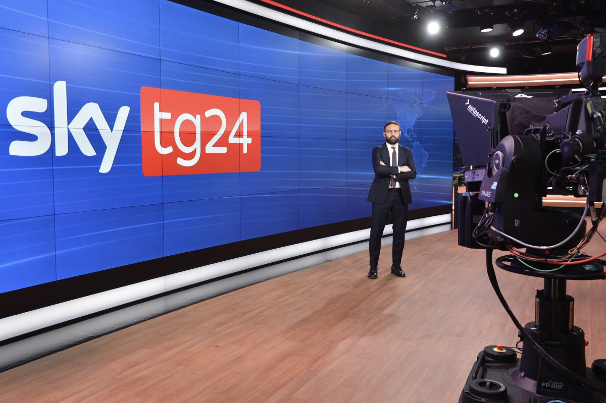 Sky TG24: “In arrivo approfondimenti su IA con Luciano Floridi"
