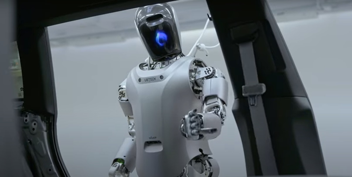 Robot umanoidi, primi ‘stage’ nelle fabbriche cinesi di NIO (video)