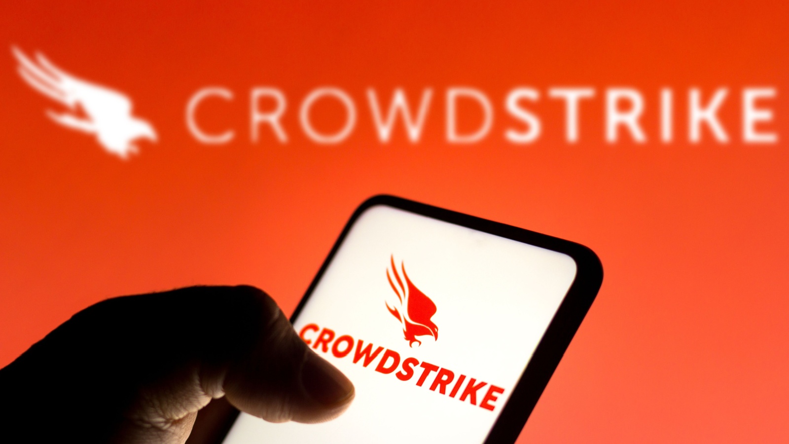 Il ceo di CrowdStrike nel 2010 era CTO di McAfee: altro down IT